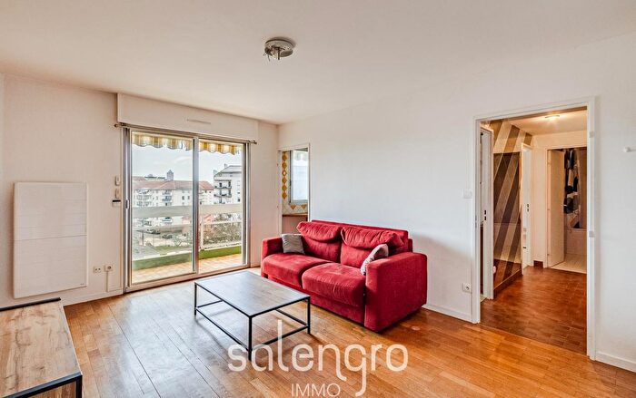 Appartement 2 pièces à vendre - Villeurbanne, Croix Luizet