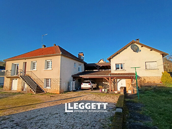 Maison à vendre - Coulaures - 7 pièces - 3 chambres