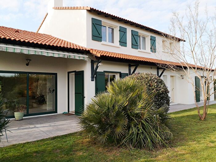 Maison à vendre - Rezé - 8 pièces - 4 chambres