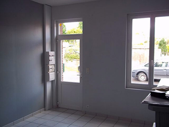 Hangard : Maison 3 pièces à louer