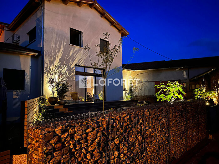 Maison à vendre - Saint-Laurent-de-Chamousset - 5 pièces - 3 chambres