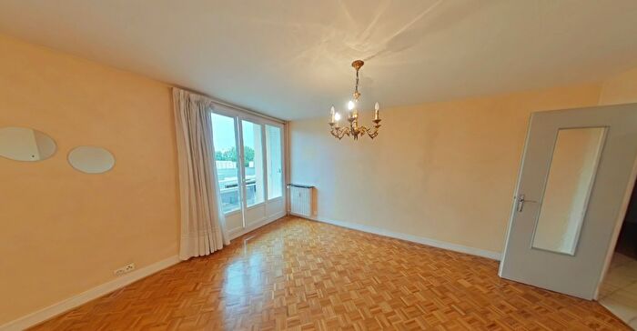 Appartement 3 pièces à louer - Caluire-et-Cuire, Margnolles, Rhône