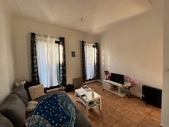 Appartement à vendre - Marseille e , La Joliette - 2 pièces - 1 chambre