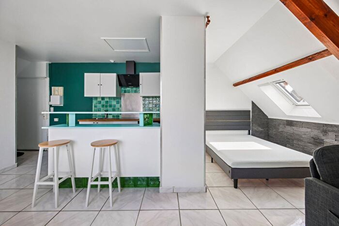 Appartement à louer - Quartier-Ancien-Glaises, Saint-Michel-sur-Orge - 1 pièce