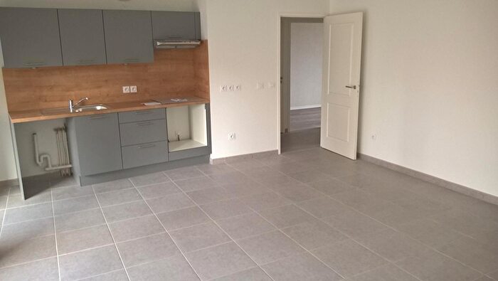 Appartement 3 pièces à louer à Grenoble, Eaux-Claires, Mistral