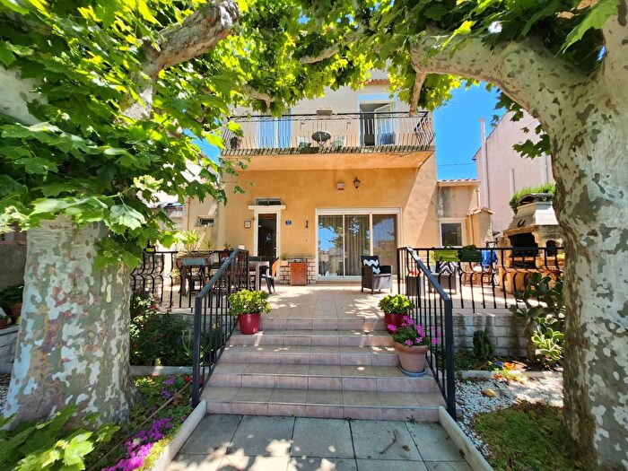 Maisons à vendre et appartements à louer - 1