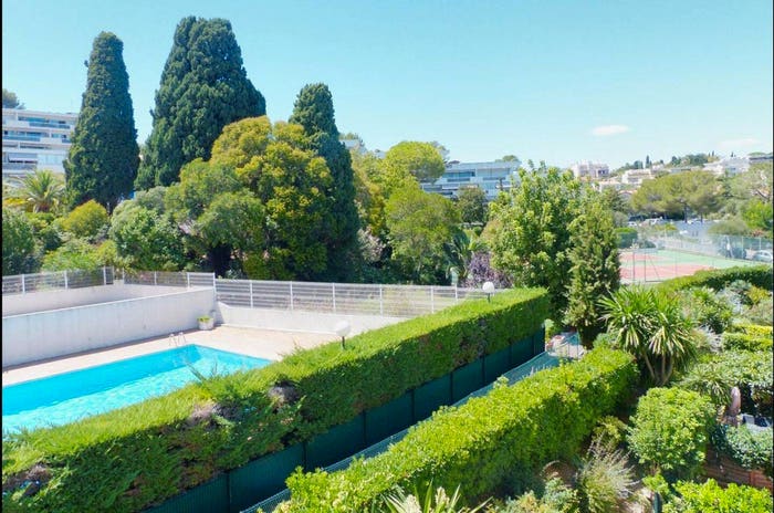 Appartement 2 pièces à Le Puy, Antibes, à louer