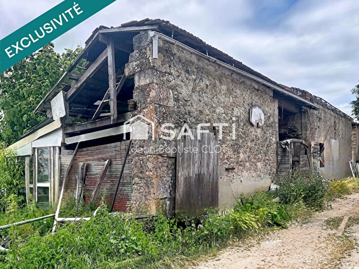 Maison 3 pièces à Saint-Martial, à vendre