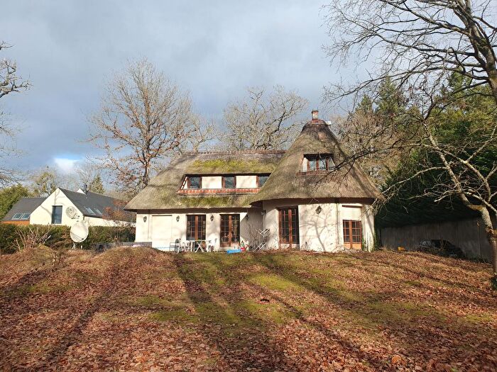 Maison à vendre - Lamorlaye - 7 pièces - 4 chambres