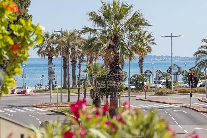 Appartement à vendre - Cagnes-sur-Mer - 3 pièces - 2 chambres