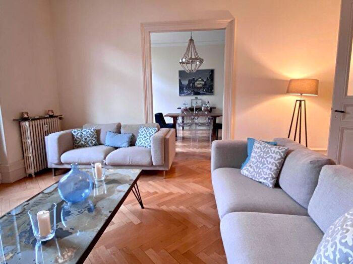 Appartement 6 pièces à Orangerie Est, Strasbourg, à louer