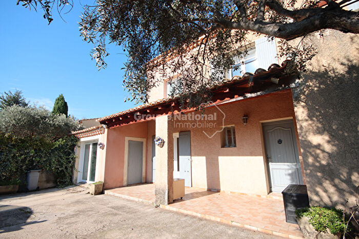 Maison à vendre - Carpentras, Ouest - 9 pièces - 6 chambres