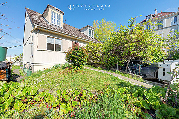 Fontenay-sous-Bois, Centre-ville - Maison 6 pièces à vendre