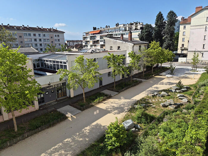 Appartement à vendre - Grenoble, Bajatière - 3 pièces - 2 chambres