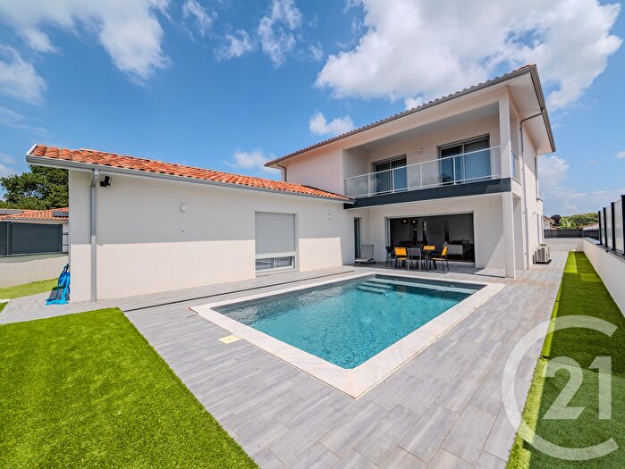 Maison à vendre - Saint-Geours-de-Maremne - 7 pièces - 5 chambres