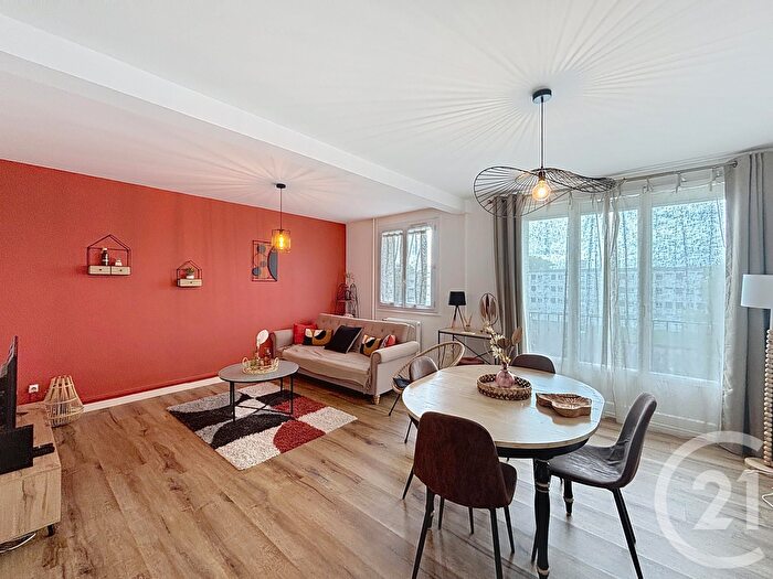 Appartement 4 pièces à louer à Chalon-sur-Saône, Saint-Jean des Vignes