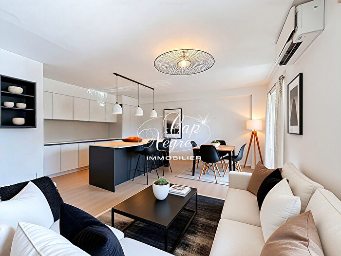 Cogolin, Centre-ville, Subeiran, Pas de Grimaud - Appartement 3 pièces à vendre