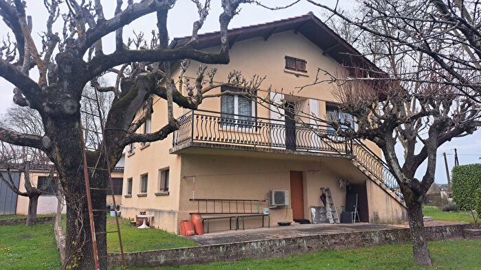 Maison à vendre - Caussade - 4 pièces - 3 chambres