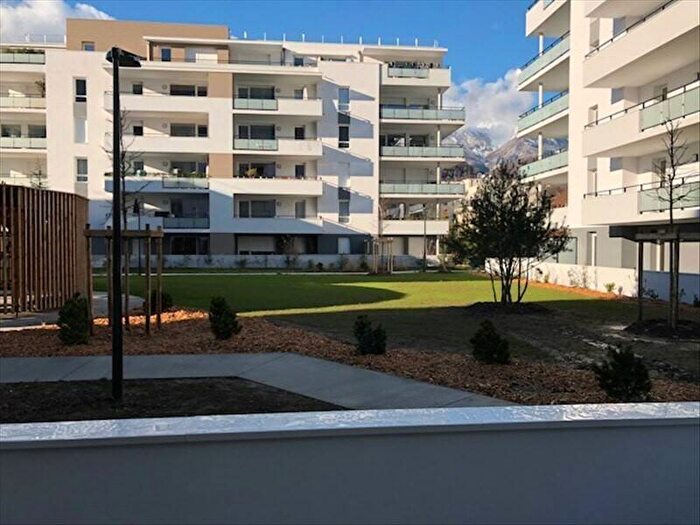 Jean Jaures-Jean Moulin-Ripaille, Albertville : Appartement 2 pièces à louer