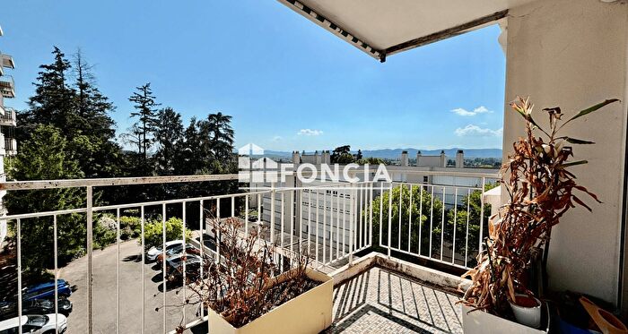 Tassin-la-Demi-Lune, Charles de Gaulle : Appartement 2 pièces à vendre