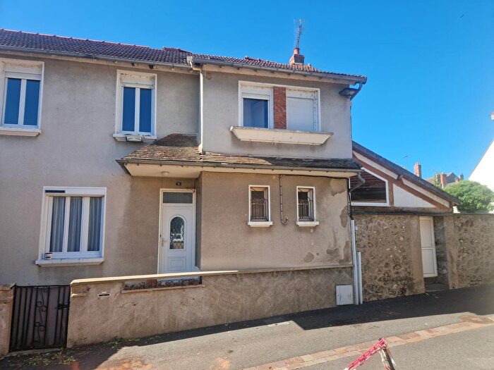 Maison à vendre - Saint-Pourçain-sur-Sioule - 3 pièces - 2 chambres