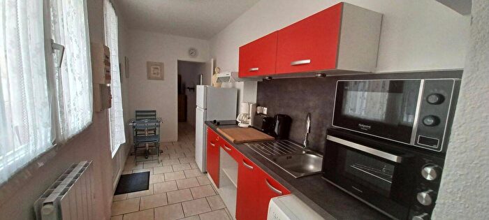 Appartement à louer - Centre Ville Nord, Rochefort - 2 pièces - 1 chambre