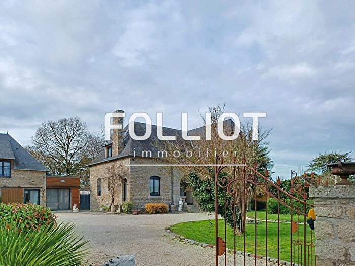 Maison à vendre - Pontorson - 12 pièces - 9 chambres