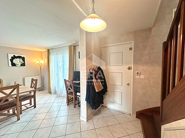 Maison à vendre - Boissise-le-Roi - 5 pièces - 3 chambres