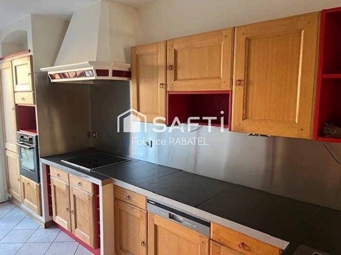 Maison 7 pièces à Pontaumur, à vendre