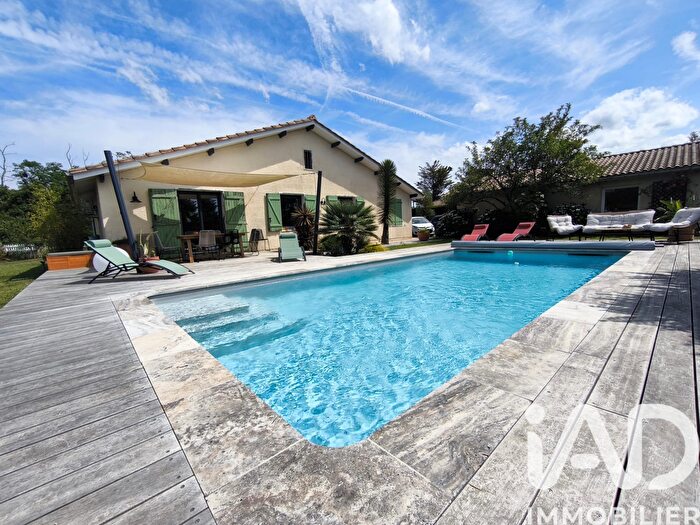 Maison à vendre - Camblanes-et-Meynac - 5 pièces - 3 chambres