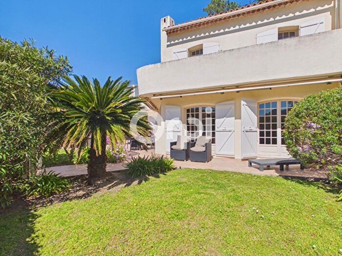 Maison 4 pièces à vendre à Mandelieu-la-Napoule, Minelle