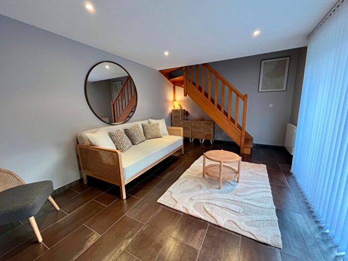 Appartement à louer - Bois-le-Roi - 2 pièces - 1 chambre