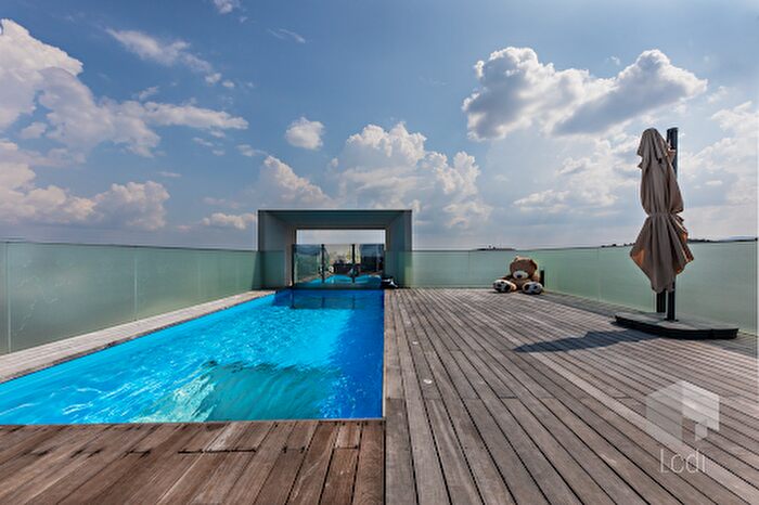 Appartement à vendre - Montélimar, Centre-ville - 6 pièces - 5 chambres