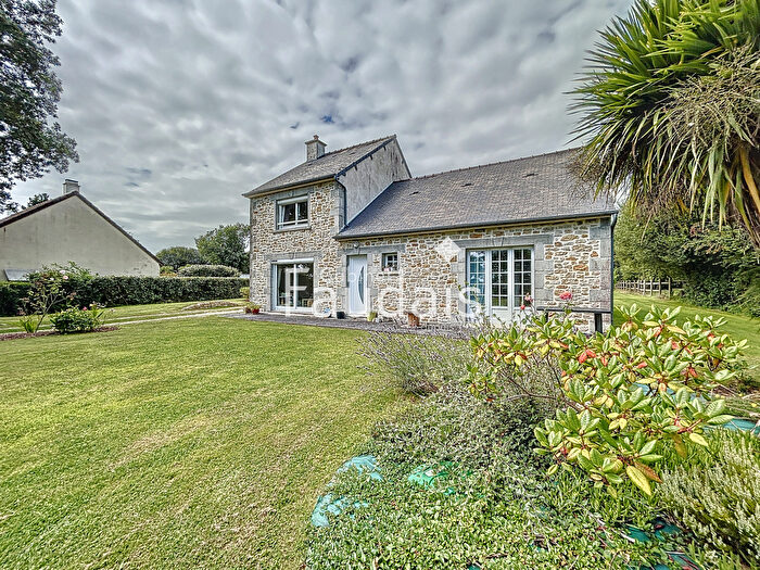 Maison à vendre - Saint-Jacques-de-Néhou - 7 pièces - 4 chambres