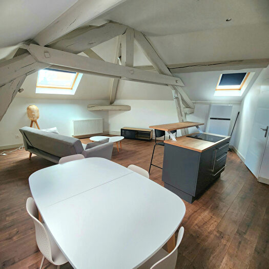 Appartement à louer - Firminy, Centre-ville - 2 pièces - 1 chambre