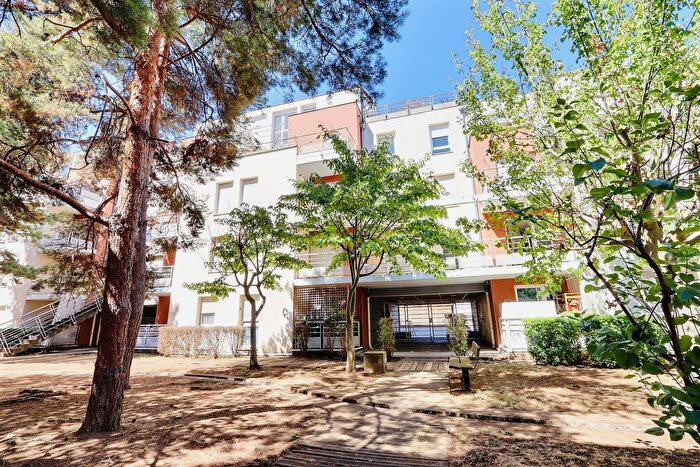 Appartement 4 pièces à Clermont-Ferrand, Delille, Cathédrale, La Gare, à vendre