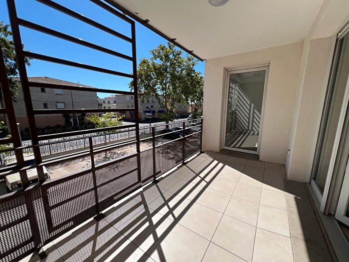 Miramas, La Gare : Appartement 2 pièces à louer