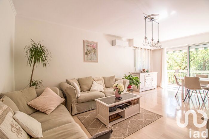 Appartement à vendre - Vence, Vosgelade, Sainte-Anne - 3 pièces - 2 chambres