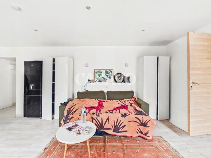 Appartement à vendre - Aubervilliers, Landy-Plaine, Marcreus, Pressensé - 1 pièce