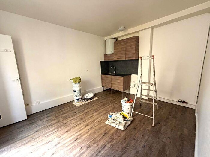 Appartement 1 pièce à louer à Paix-Etienne dOrves, Bois-Colombes