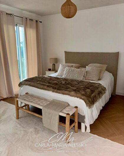 Appartement à vendre - Bastia, Centre-ville, Cardo - 3 pièces - 2 chambres