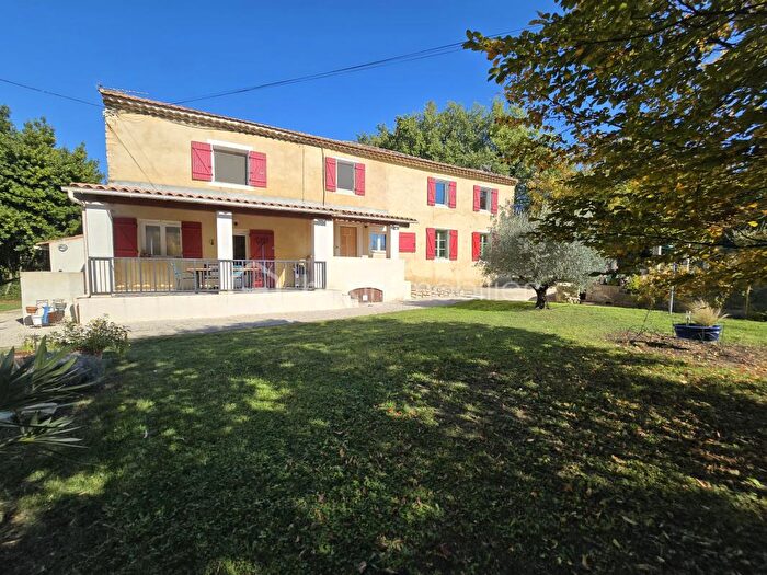 Maison 6 pièces à vendre - Saint-Julien-de-Peyrolas