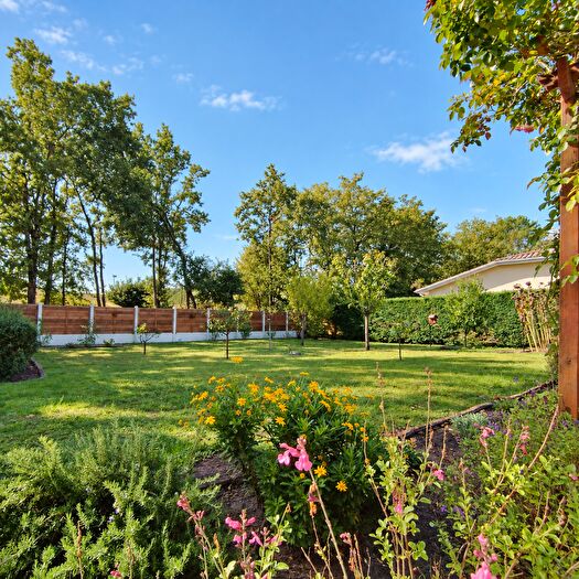 Maison 5 pièces à Arès, à vendre