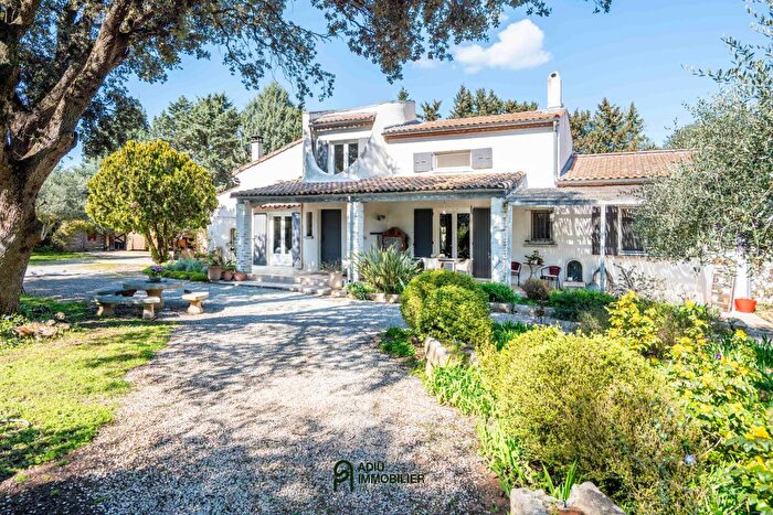 Maison à vendre - Uzès - 5 pièces - 4 chambres