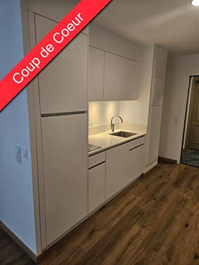 Appartement à louer - Descartes, Champs-sur-Marne - 2 pièces - 1 chambre