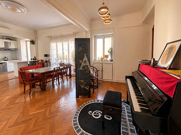 Appartement 4 pièces à vendre à Marseille 8ème, Perier