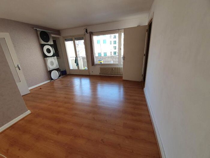 Lyon 8ème, Bachut, Transvaal : Appartement 2 pièces à louer