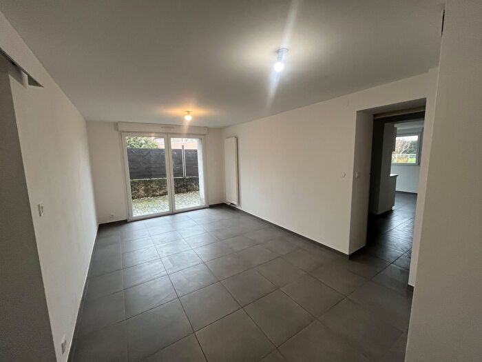 Appartement à louer - Woippy, Centre-ville, Gare - 5 pièces - 3 chambres