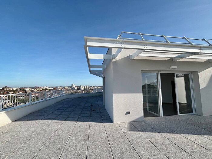 Appartement 4 pièces à louer à Talence