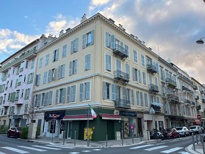 Appartement à vendre - Nice, Carré dor - 7 pièces - 7 chambres